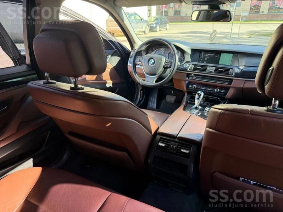 Black BMW 525 2010 in Riga, with an engine capacity of 3.00 L and mileage of 281 thousand km for 8100 €, photo 8 on AUTOMOTO.COM.LV