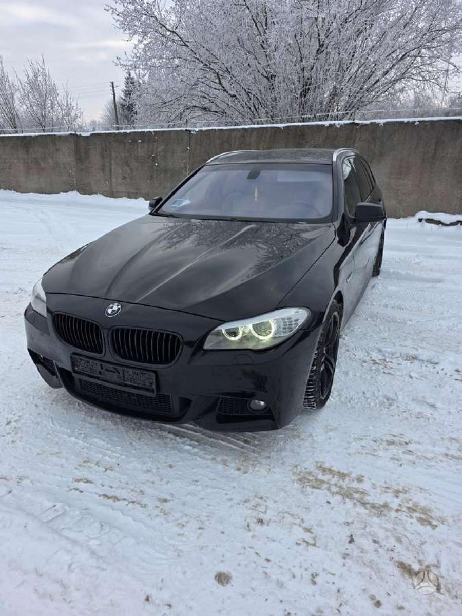 Melns BMW 525 2010 Vilkaviškis, ar dzinēja tilpumu 2.99 L un nobraukumu 288 tūkst. km par 5300 €, foto 1 vietnē AUTOMOTO.COM.LV