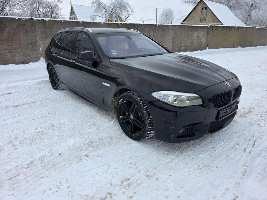 Melns BMW 525 2010 Vilkaviškis, ar dzinēja tilpumu 2.99 L un nobraukumu 288 tūkst. km par 5300 €, foto 4 vietnē AUTOMOTO.COM.LV