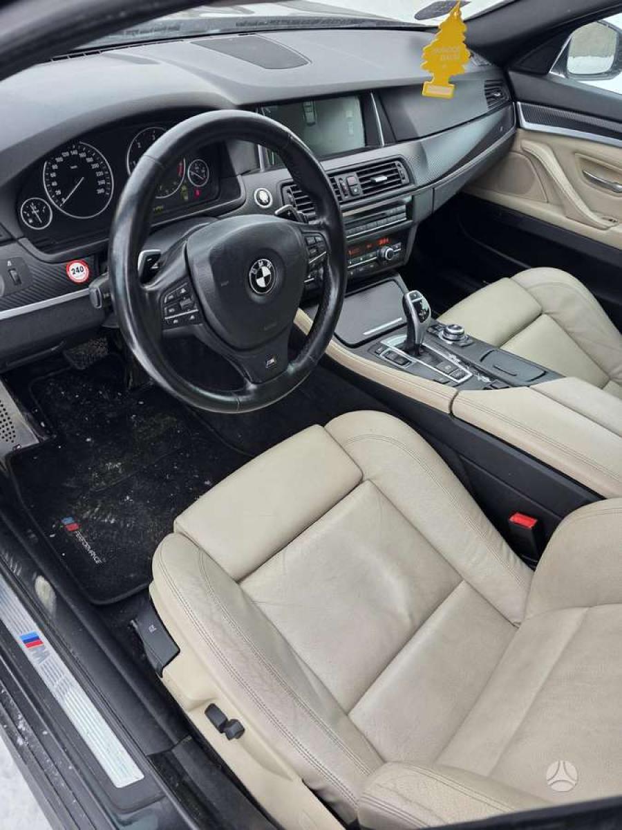 Melns BMW 525 2010 Vilkaviškis, ar dzinēja tilpumu 2.99 L un nobraukumu 288 tūkst. km par 5300 €, foto 8 vietnē AUTOMOTO.COM.LV