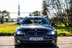 Black BMW 525 2010 in Riga, with an engine capacity of 3.00 L and mileage of 270 thousand km for 6190 €, photo 3 on AUTOMOTO.COM.LV