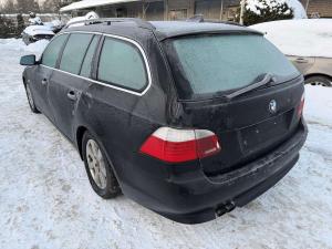 Black BMW 525 2010 in Prienai, with an engine capacity of 2.99 L and mileage of 430 thousand km for 2450 €, photo 4 on AUTOMOTO.COM.LV