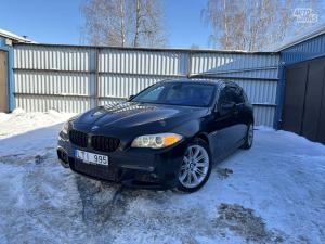 Black BMW 525 2010 in Kaunas, with an engine capacity of 3.00 L and mileage of 410 thousand km for 7000 €, photo 2 on AUTOMOTO.COM.LV