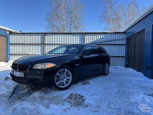 Black BMW 525 2010 in Kaunas, with an engine capacity of 3.00 L and mileage of 410 thousand km for 7000 €, photo 4 on AUTOMOTO.COM.LV