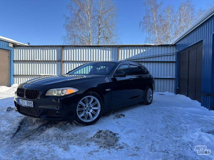 Black BMW 525 2010 in Kaunas, with an engine capacity of 3.00 L and mileage of 410 thousand km for 7000 €, photo 4 on AUTOMOTO.COM.LV