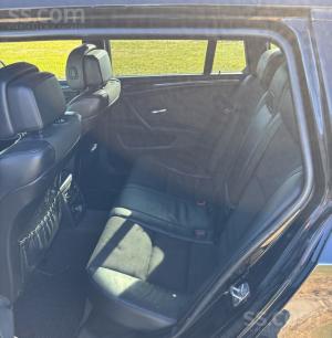 Black BMW 525 2010 in Riga, with an engine capacity of 3.00 L and mileage of 639 thousand km for 4350 €, photo 8 on AUTOMOTO.COM.LV
