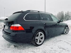 Черный БМВ 525 2010 в Рига, объемом двигателя 2.50 л и пробегом 303 тыс. км за 6650 €, фото 7 на AUTOMOTO.COM.LV