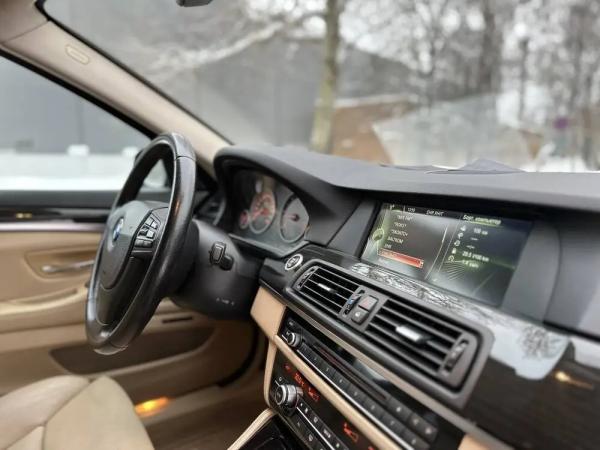 Melns BMW 525 2010 Rīga, ar dzinēja tilpumu 3.00 L un nobraukumu 232 tūkst. km par 8790 €, foto 6 vietnē AUTOMOTO.COM.LV