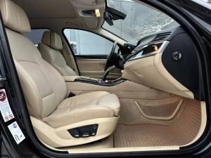 Black BMW 525 2010 in Riga, with an engine capacity of 3.00 L and mileage of 232 thousand km for 8790 €, photo 8 on AUTOMOTO.COM.LV