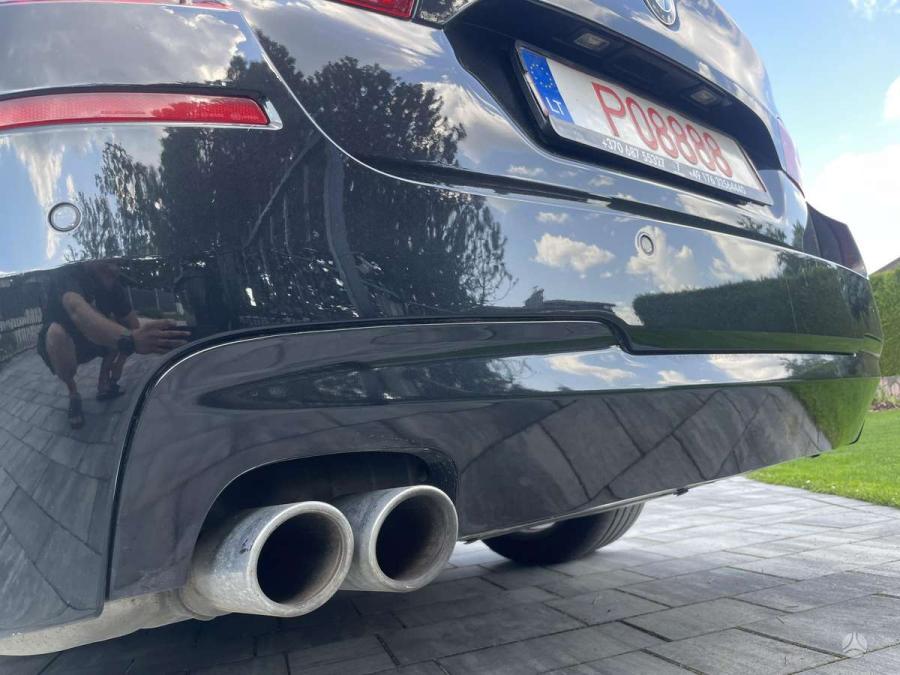 Black BMW 525 2010 in Vilnius, with an engine capacity of 2.99 L and mileage of 357 thousand km for 7999 €, photo 21 on AUTOMOTO.COM.LV