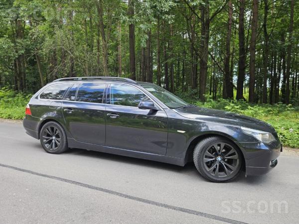 Melns BMW 525 2010 Rīga, ar dzinēja tilpumu 3.00 L un nobraukumu 368 tūkst. km par 5950 €, foto 9 vietnē AUTOMOTO.COM.LV