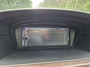 Black BMW 525 2010 in Riga, with an engine capacity of 3.00 L and mileage of 368 thousand km for 5950 €, photo 22 on AUTOMOTO.COM.LV