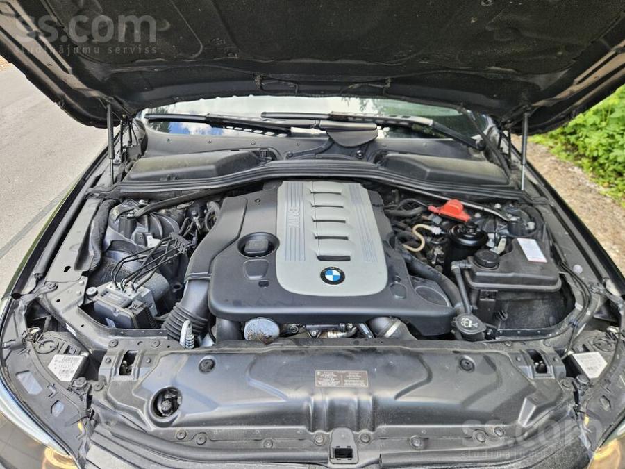 Black BMW 525 2010 in Riga, with an engine capacity of 3.00 L and mileage of 368 thousand km for 5950 €, photo 35 on AUTOMOTO.COM.LV