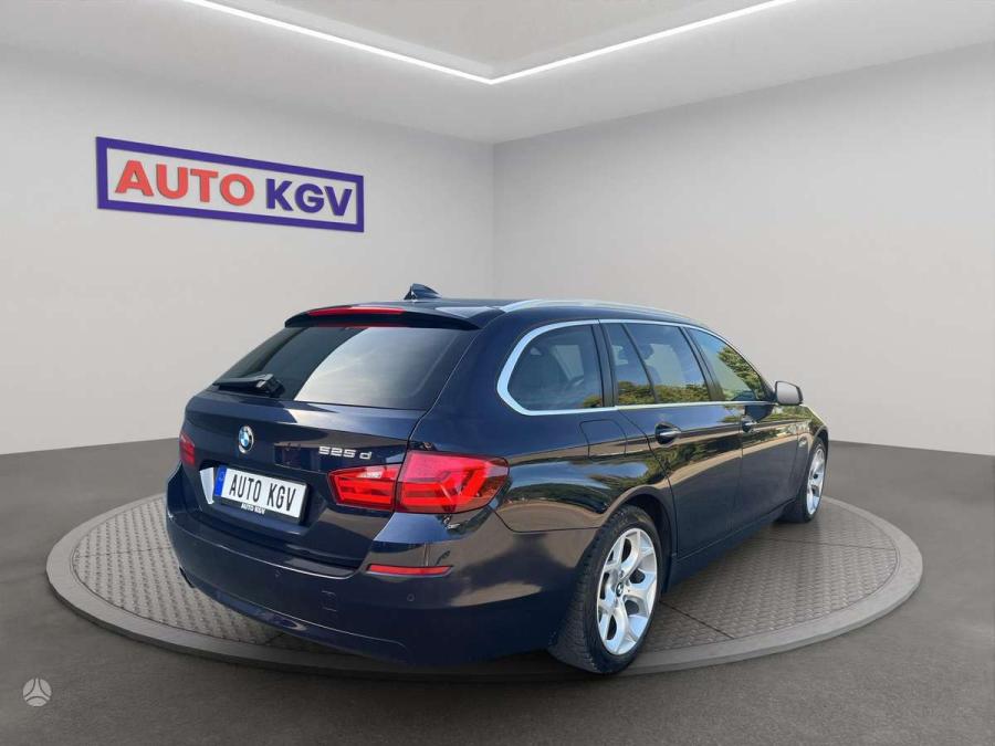 Черный БМВ 525 2010 в Каунас, объемом двигателя 3.00 л и пробегом 313 тыс. км за 9999 €, фото 6 на AUTOMOTO.COM.LV