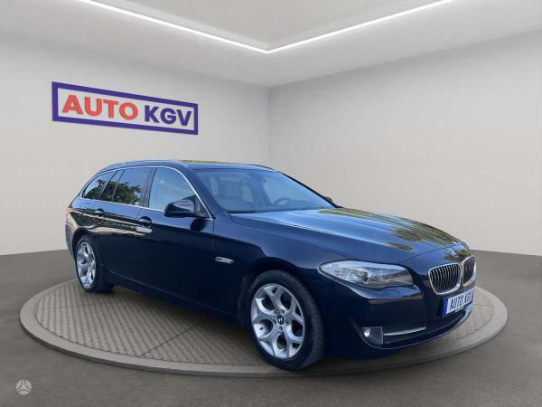 Black BMW 525 2010 in Kaunas, with an engine capacity of 3.00 L and mileage of 313 thousand km for 9999 €, photo 7 on AUTOMOTO.COM.LV