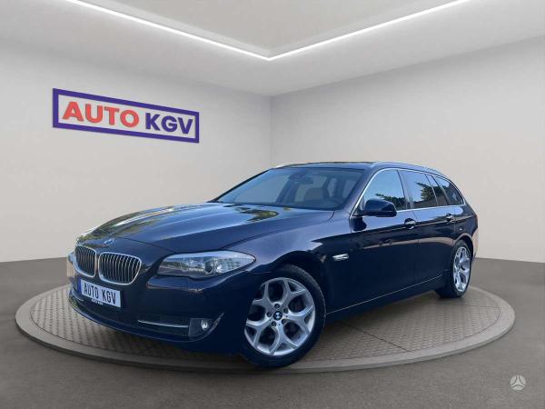 Black BMW 525 2010 in Kaunas, with an engine capacity of 3.00 L and mileage of 313 thousand km for 9999 €, photo 1 on AUTOMOTO.COM.LV