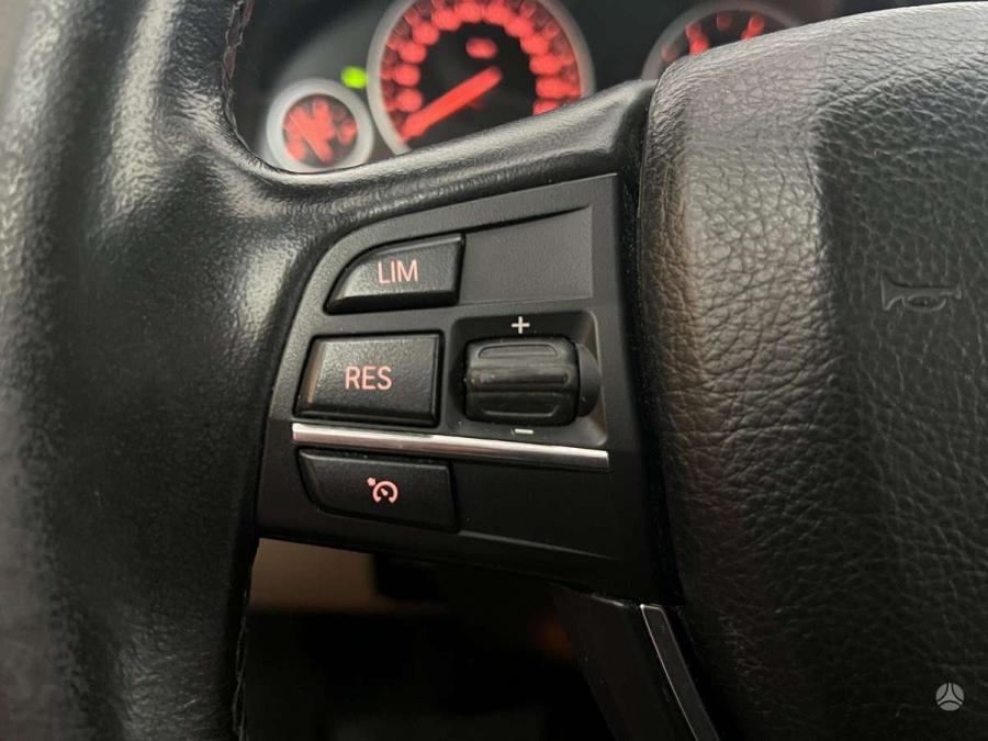 Melns BMW 525 2010 Kauņa, ar dzinēja tilpumu 3.00 L un nobraukumu 313 tūkst. km par 9999 €, foto 20 vietnē AUTOMOTO.COM.LV