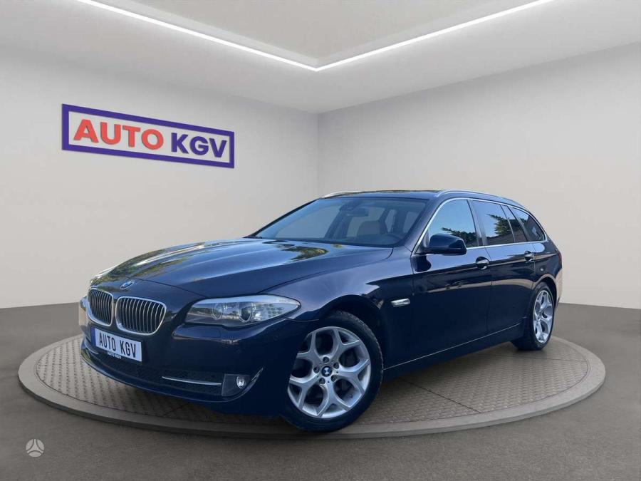 Melns BMW 525 2010 Kauņa, ar dzinēja tilpumu 3.00 L un nobraukumu 313 tūkst. km par 9999 €, foto 1 vietnē AUTOMOTO.COM.LV