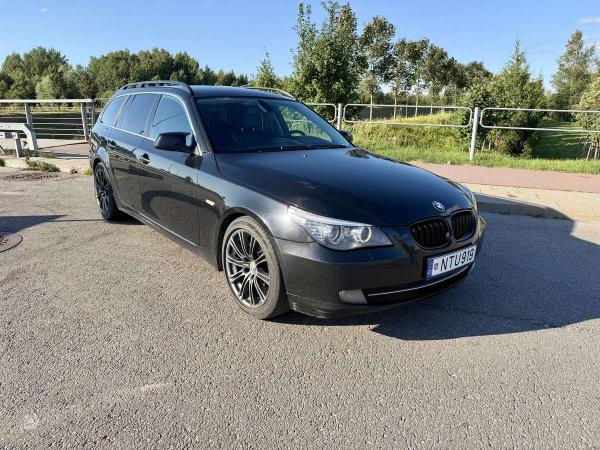 Melns BMW 525 2010 Viļņa, ar dzinēja tilpumu 2.99 L un nobraukumu 340 tūkst. km par 3699 €, foto 3 vietnē AUTOMOTO.COM.LV