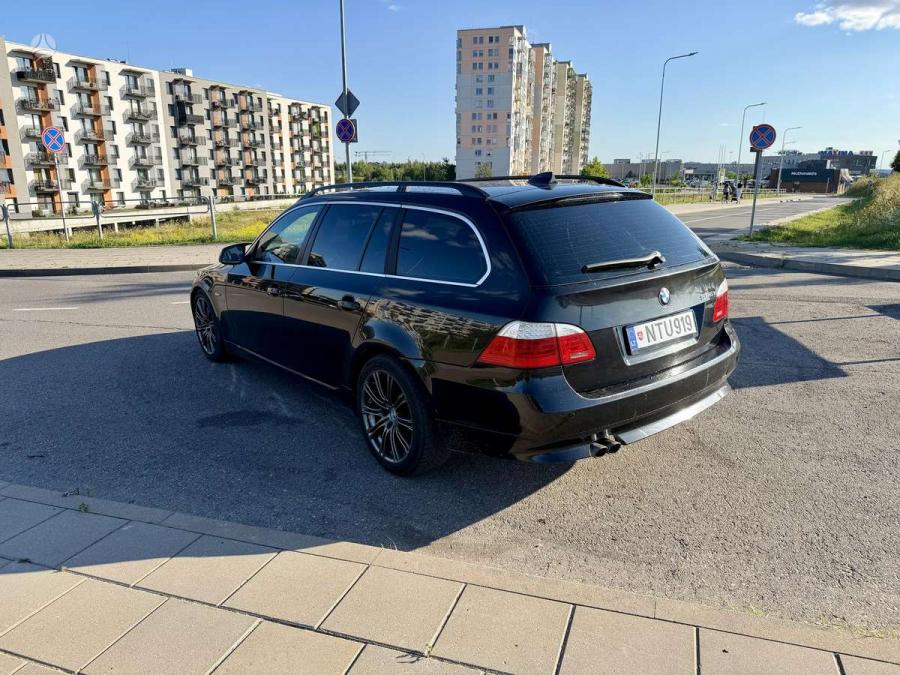 Черный БМВ 525 2010 в Вильнюс, объемом двигателя 2.99 л и пробегом 340 тыс. км за 3699 €, фото 5 на AUTOMOTO.COM.LV