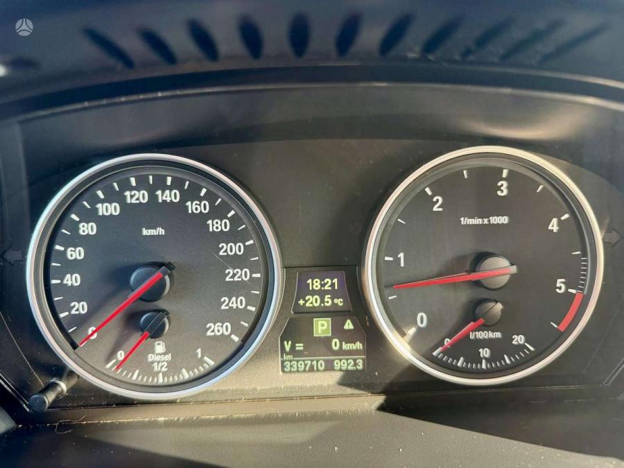 Черный БМВ 525 2010 в Вильнюс, объемом двигателя 2.99 л и пробегом 340 тыс. км за 3699 €, фото 11 на AUTOMOTO.COM.LV