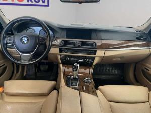 Black BMW 525 2010 in Kaunas, with an engine capacity of 3.00 L and mileage of 313 thousand km for 9999 €, photo 13 on AUTOMOTO.COM.LV