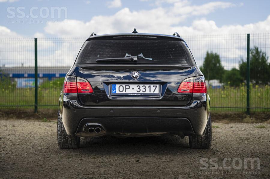 Black BMW 525 2010 in Riga, with an engine capacity of 3.00 L and mileage of 402 thousand km for 7890 €, photo 6 on AUTOMOTO.COM.LV