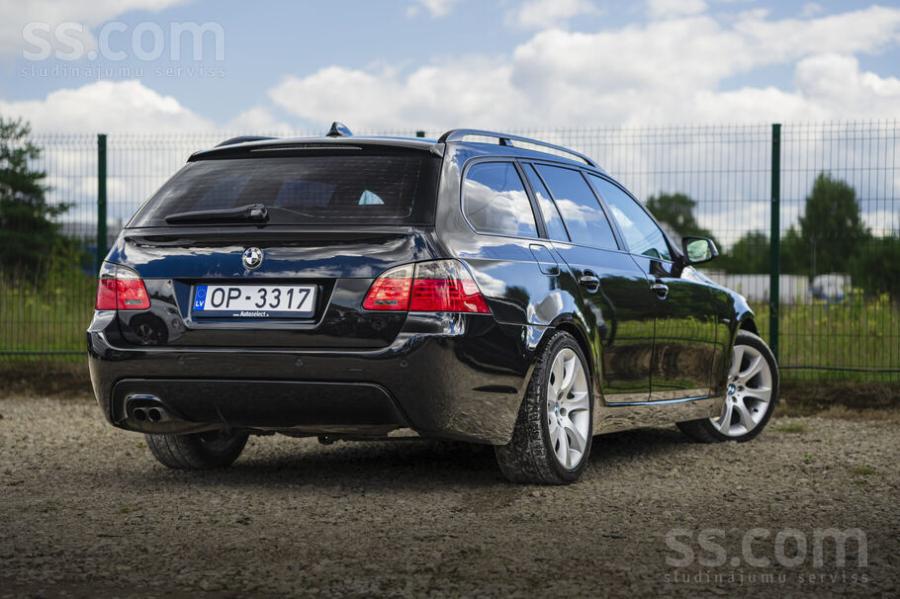 Black BMW 525 2010 in Riga, with an engine capacity of 3.00 L and mileage of 402 thousand km for 7890 €, photo 7 on AUTOMOTO.COM.LV