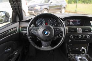Black BMW 525 2010 in Riga, with an engine capacity of 3.00 L and mileage of 402 thousand km for 7890 €, photo 16 on AUTOMOTO.COM.LV