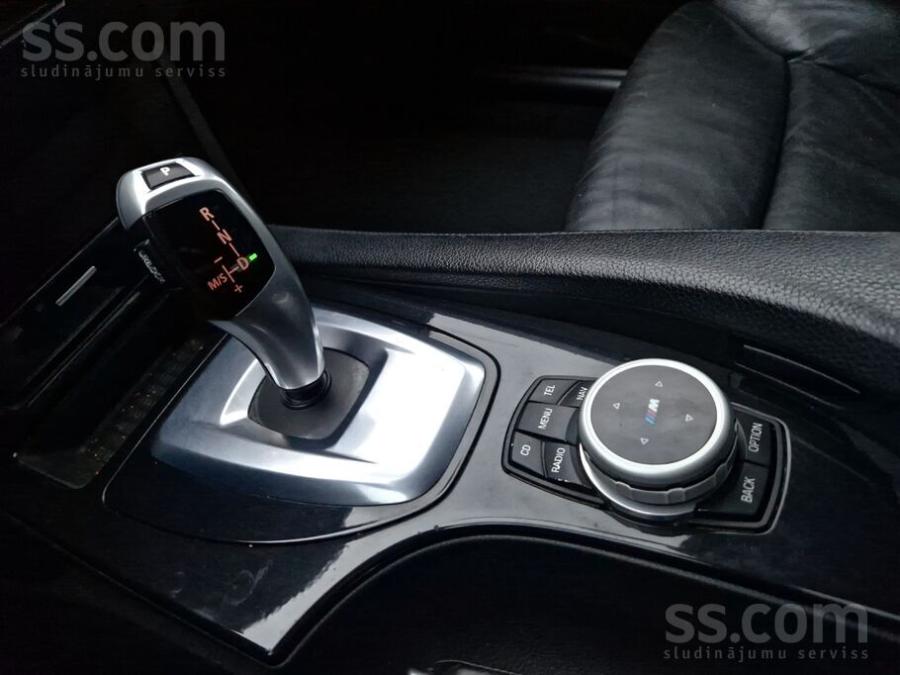 Melns BMW 525 2010 Rīga, ar dzinēja tilpumu 3.00 L un nobraukumu 332 tūkst. km par 7990 €, foto 26 vietnē AUTOMOTO.COM.LV