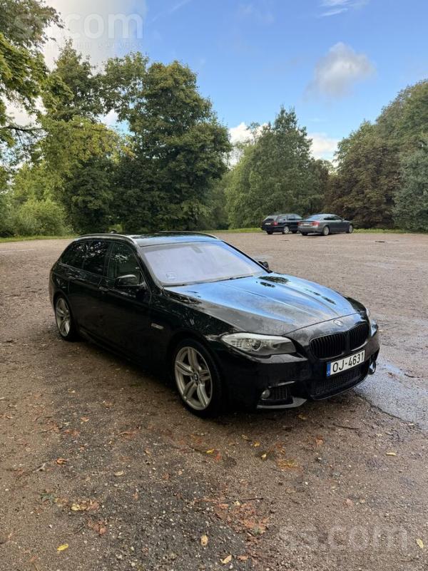 Melns BMW 525 2010 Kuldīga, ar dzinēja tilpumu 3.00 L un nobraukumu 303 tūkst. km par 7250 €, foto 3 vietnē AUTOMOTO.COM.LV