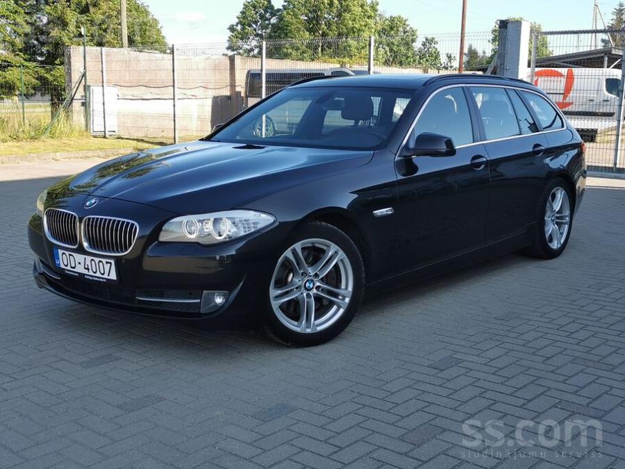 Black BMW 525 2011 in Kuldiga, with an engine capacity of 3.00 L and mileage of 311 thousand km for 8050 €, photo 1 on AUTOMOTO.COM.LV