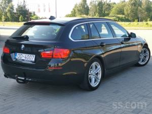 Black BMW 525 2011 in Kuldiga, with an engine capacity of 3.00 L and mileage of 311 thousand km for 8050 €, photo 2 on AUTOMOTO.COM.LV