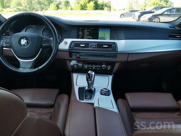 Black BMW 525 2011 in Kuldiga, with an engine capacity of 3.00 L and mileage of 311 thousand km for 8050 €, photo 3 on AUTOMOTO.COM.LV