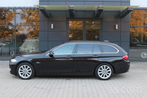 Black BMW 525 2011 in Dobele, with an engine capacity of 3.00 L and mileage of 314 thousand km for 7100 €, photo 3 on AUTOMOTO.COM.LV