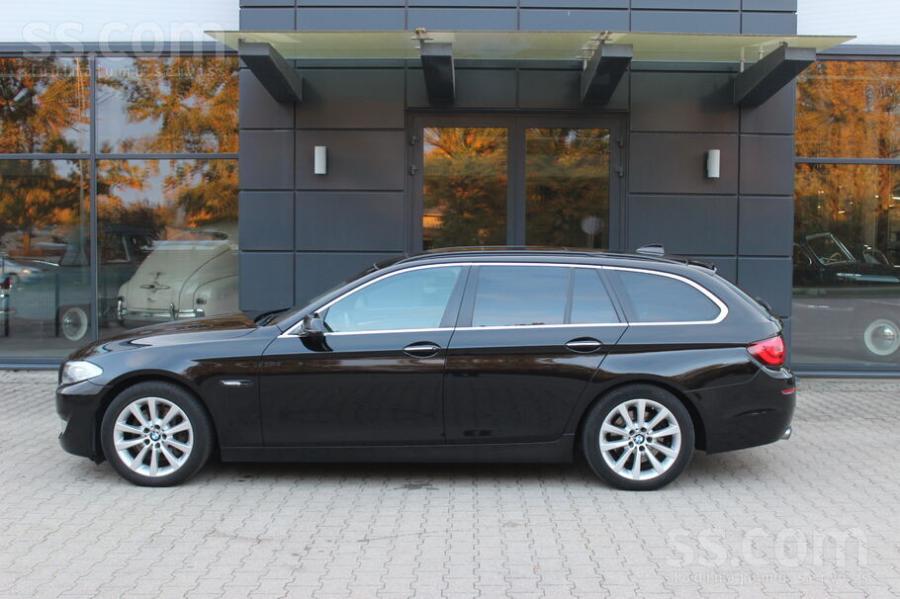 Black BMW 525 2011 in Dobele, with an engine capacity of 3.00 L and mileage of 314 thousand km for 7100 €, photo 3 on AUTOMOTO.COM.LV