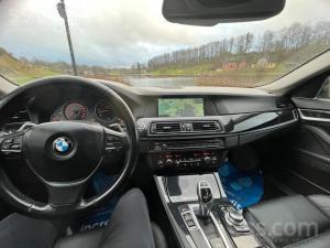 Black BMW 525 2011 in Talsi, with an engine capacity of 3.00 L and mileage of 325 thousand km for 7500 €, photo 7 on AUTOMOTO.COM.LV