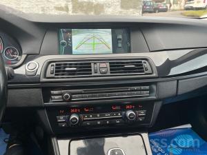 Black BMW 525 2011 in Talsi, with an engine capacity of 3.00 L and mileage of 325 thousand km for 7500 €, photo 8 on AUTOMOTO.COM.LV
