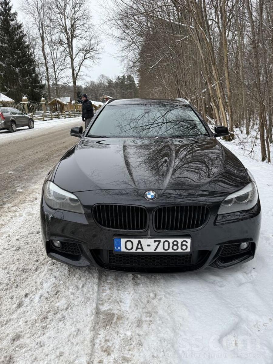 Black BMW 525 2011 in Riga, with an engine capacity of 3.00 L and mileage of 288 thousand km for 10800 €, photo 8 on AUTOMOTO.COM.LV