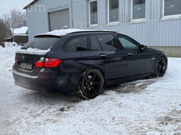 Black BMW 525 2011 in Riga, with an engine capacity of 3.00 L and mileage of 340 thousand km for 10000 €, photo 4 on AUTOMOTO.COM.LV