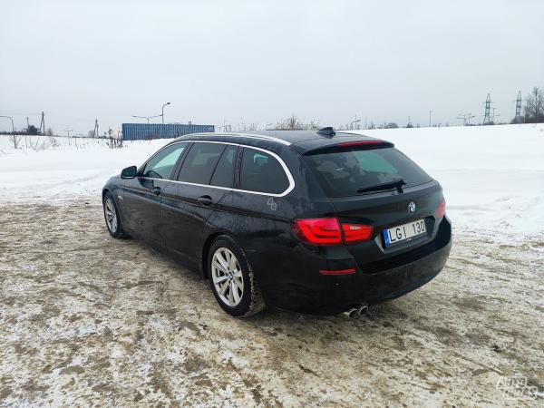 Melns BMW 525 2011 Viļņa, ar dzinēja tilpumu 3.00 L un nobraukumu 359 tūkst. km par 6600 €, foto 3 vietnē AUTOMOTO.COM.LV