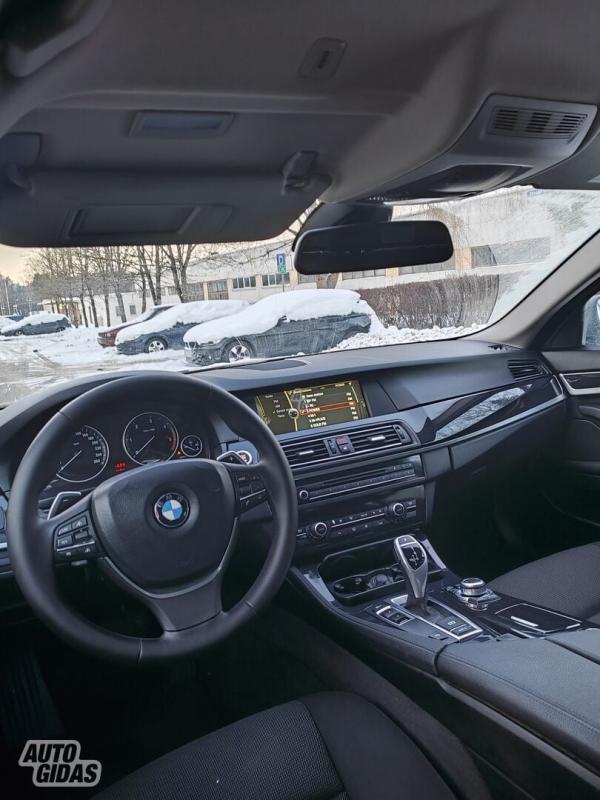 Melns BMW 525 2011 Viļņa, ar dzinēja tilpumu 3.00 L un nobraukumu 359 tūkst. km par 6400 €, foto 7 vietnē AUTOMOTO.COM.LV