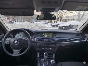 Melns BMW 525 2011 Viļņa, ar dzinēja tilpumu 2.99 L un nobraukumu 359 tūkst. km par 6500 €, foto 9 vietnē AUTOMOTO.COM.LV