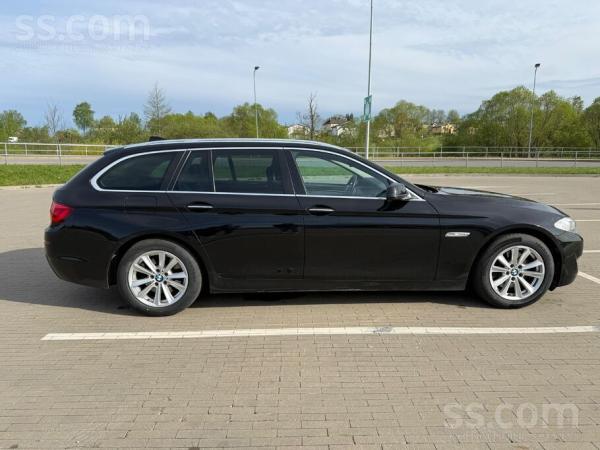 Black BMW 525 2011 in Rezekne, with an engine capacity of 3.00 L and mileage of 280 thousand km for 7000 €, photo 4 on AUTOMOTO.COM.LV