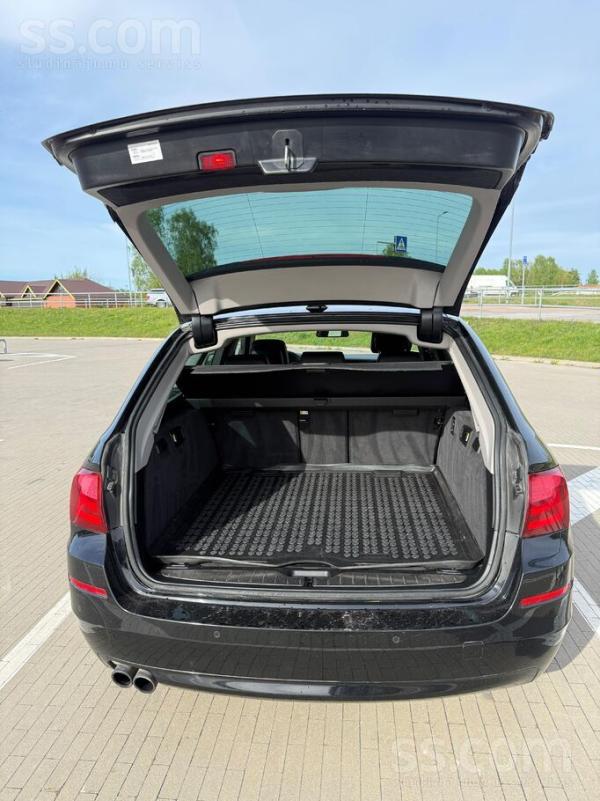 Black BMW 525 2011 in Rezekne, with an engine capacity of 3.00 L and mileage of 280 thousand km for 7000 €, photo 7 on AUTOMOTO.COM.LV