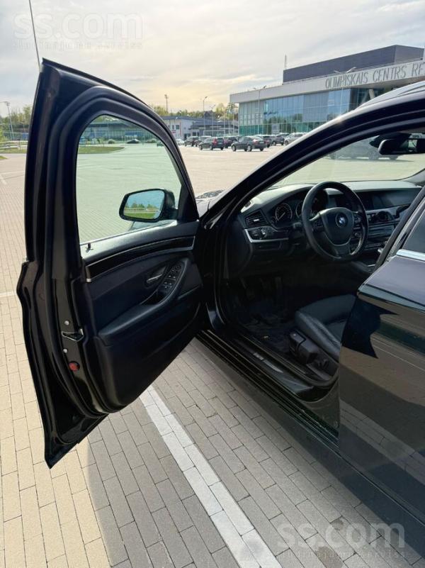Black BMW 525 2011 in Rezekne, with an engine capacity of 3.00 L and mileage of 280 thousand km for 7000 €, photo 9 on AUTOMOTO.COM.LV