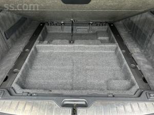 Melns BMW 525 2011 Talsi, ar dzinēja tilpumu 3.00 L un nobraukumu 277 tūkst. km par 10670 €, foto 15 vietnē AUTOMOTO.COM.LV