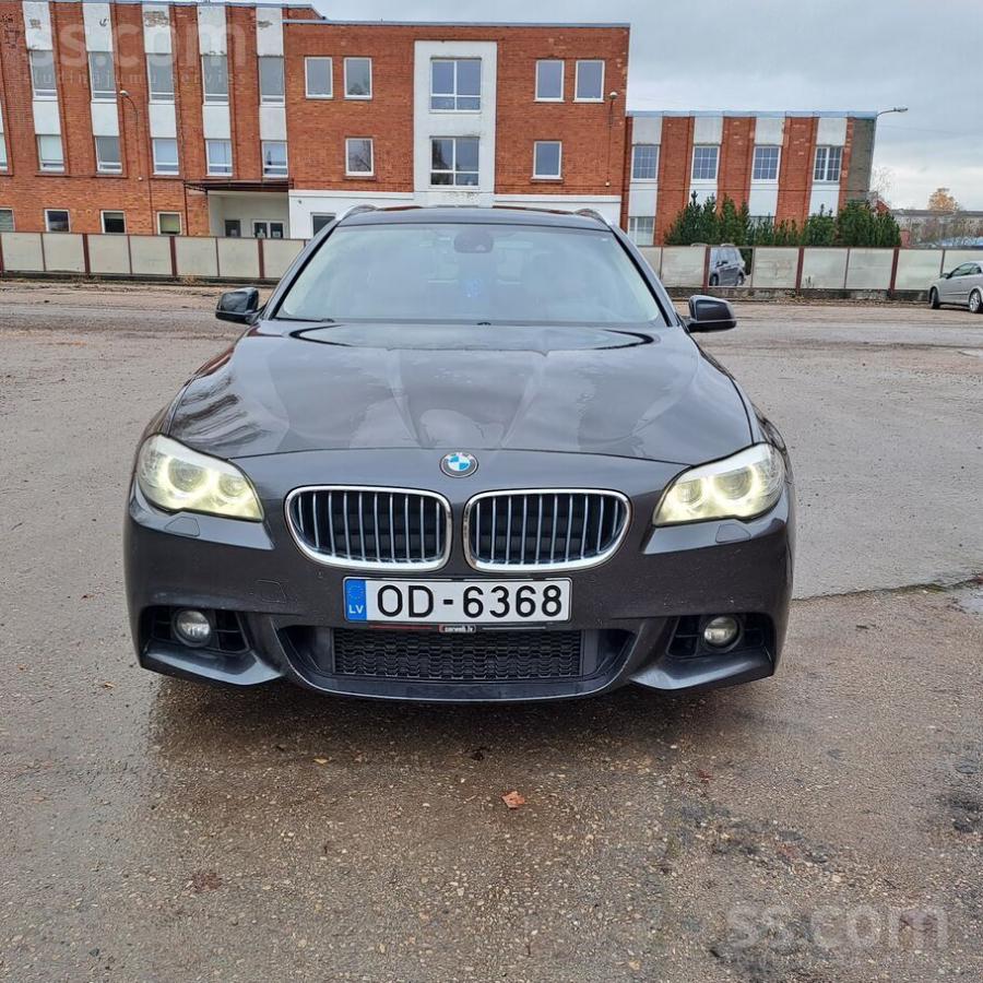 Черный БМВ 525 2011 в Айзкраукле, объемом двигателя 2.00 л и пробегом 329 тыс. км за 8100 €, фото 1 на AUTOMOTO.COM.LV