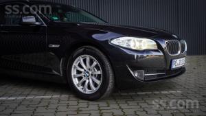 Black BMW 525 2011 in Riga, with an engine capacity of 3.00 L and mileage of 266 thousand km for 7500 €, photo 7 on AUTOMOTO.COM.LV