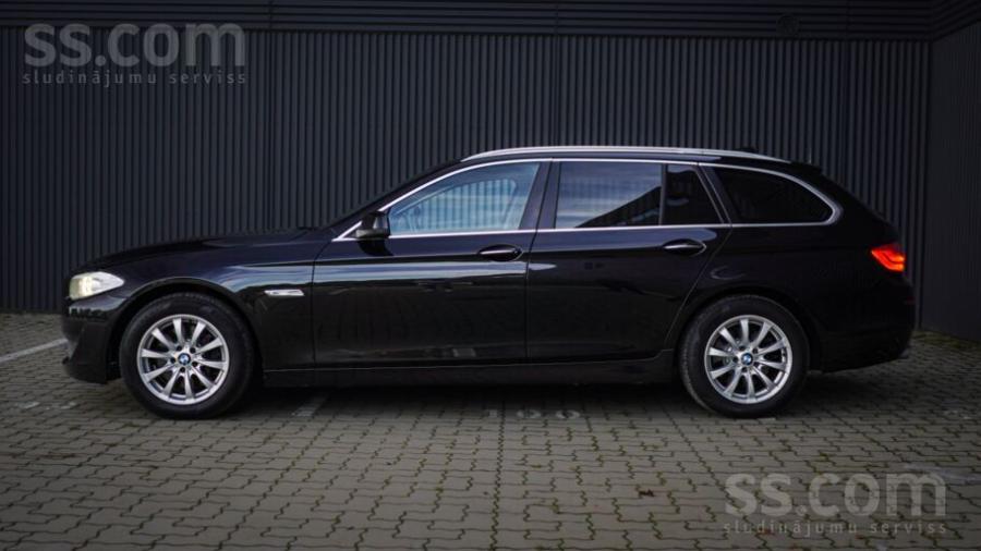 Black BMW 525 2011 in Riga, with an engine capacity of 3.00 L and mileage of 266 thousand km for 7500 €, photo 11 on AUTOMOTO.COM.LV